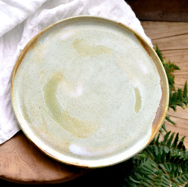 Rugged Earth Dinner Plate Fern | Noosa Ceramics – JMFDesign
